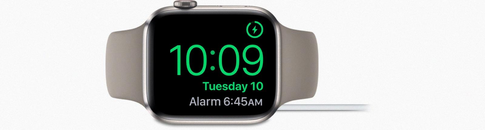 Apple Watch Nightstand Mode Explained - DeviceMAG