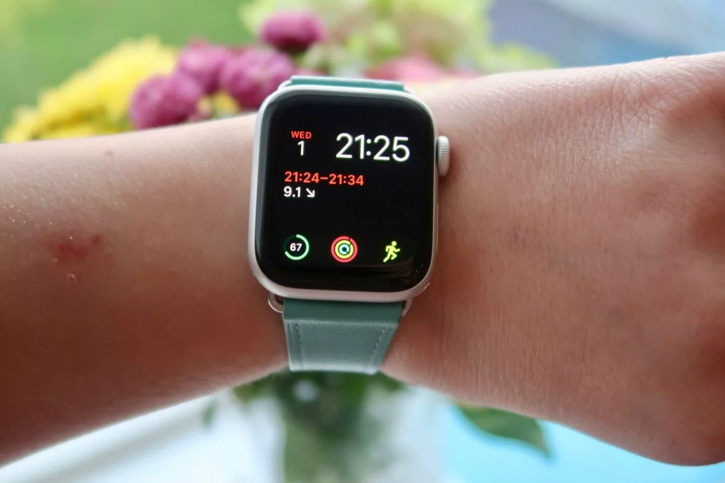 How to Monitor Your Health with the FreeStyle Libre Watch - DeviceMAG