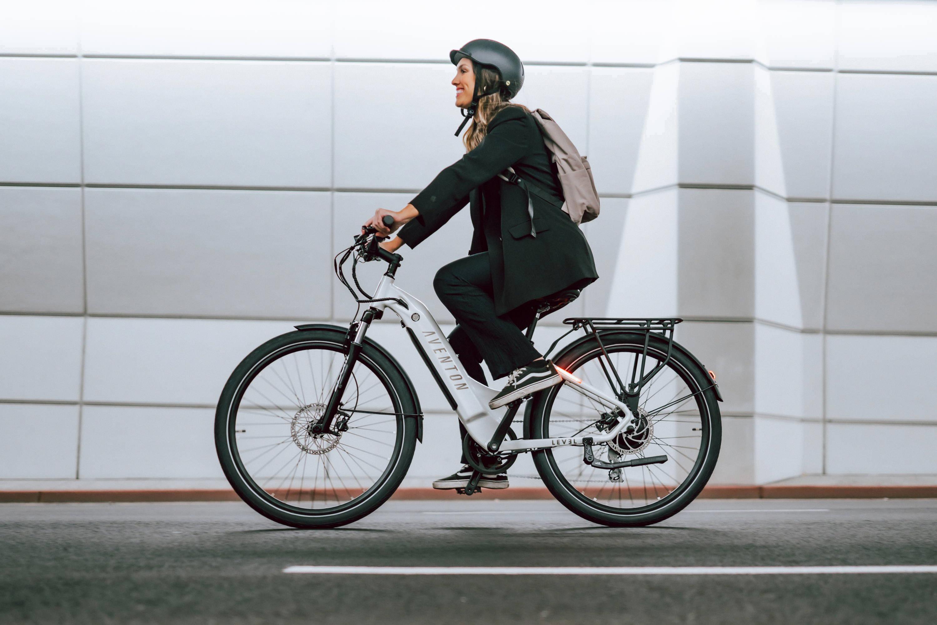 How to Track Your Cycling Cadence with Apple Watch - DeviceMAG