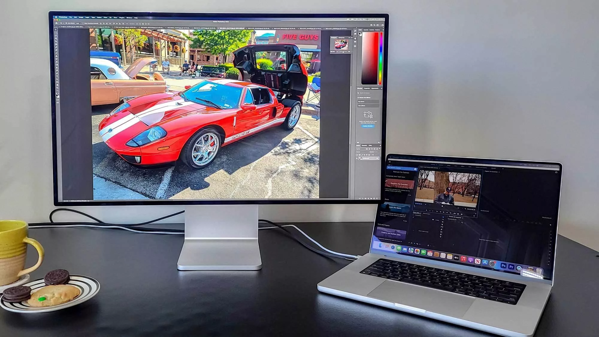 Essential Cables for Connecting Your MacBook Pro to a Monitor - DeviceMAG