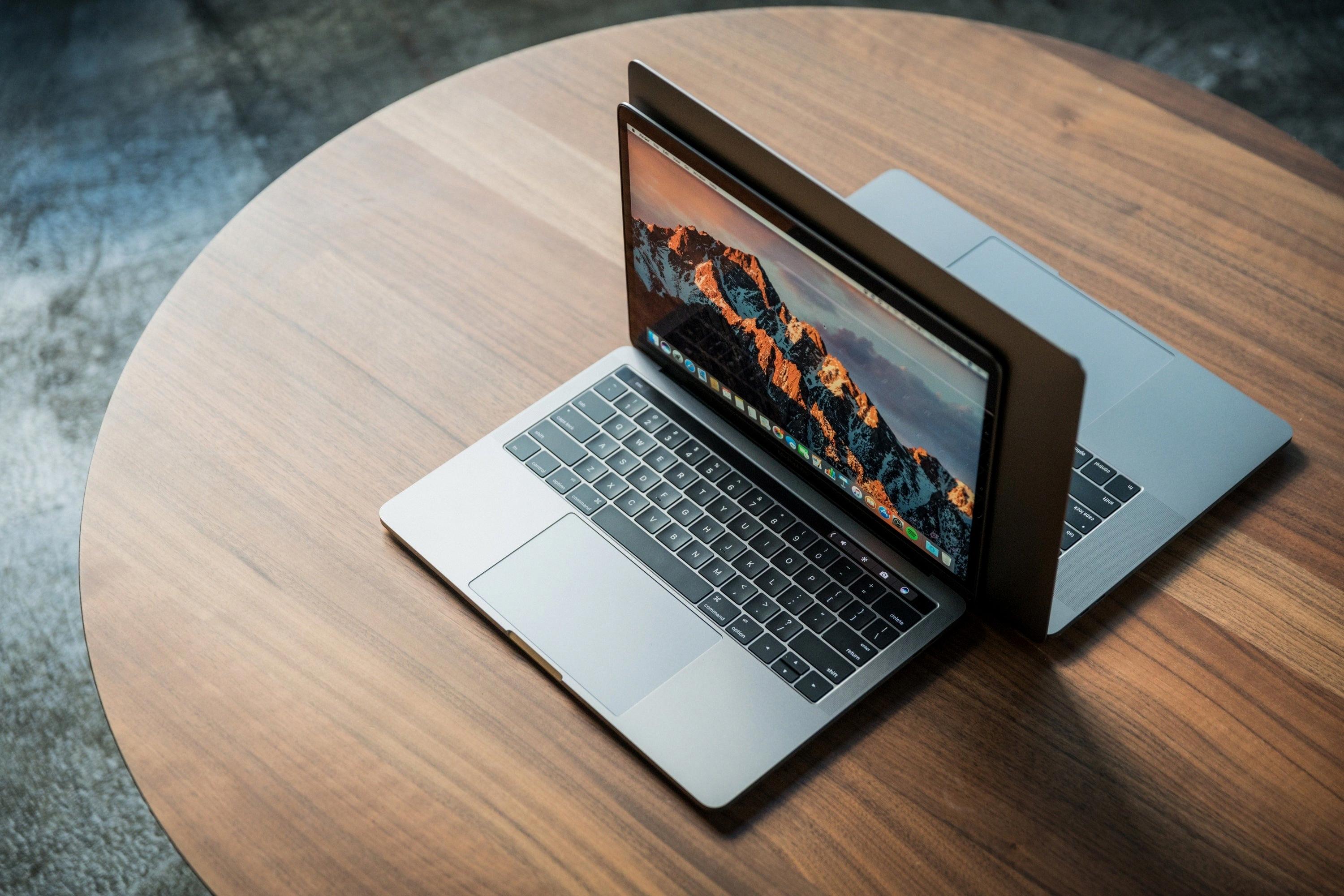 How To Pair Apple Watch With Your MacBook Air - DeviceMAG
