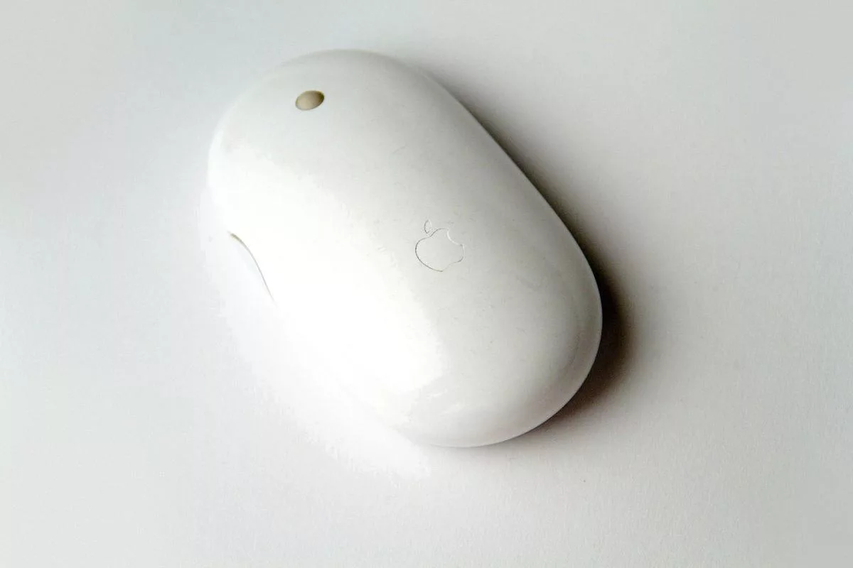 How Long Does It Take to Charge Apple Mouse - DeviceMAG