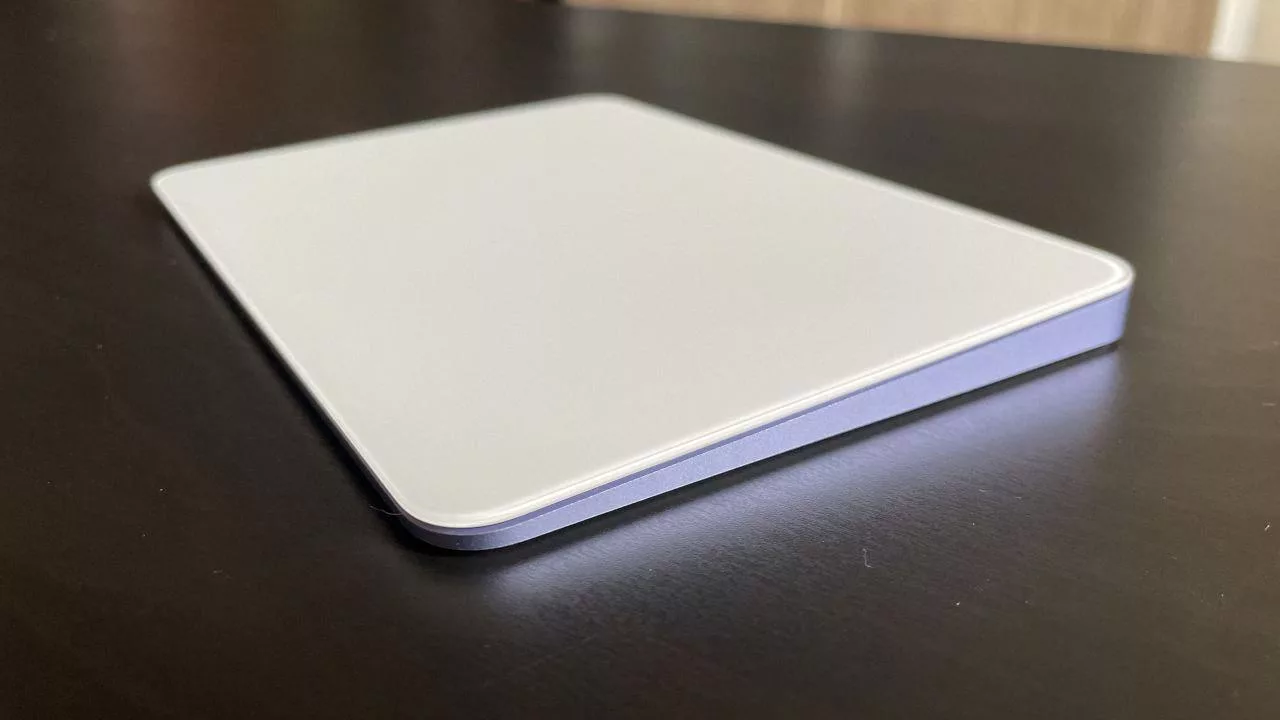 Comparing Apple's Magic Trackpad and Magic Mouse - DeviceMAG