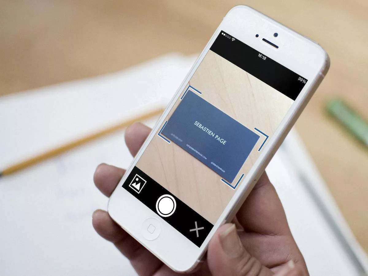 How to Scan a Business Card On Your iPhone? - DeviceMAG