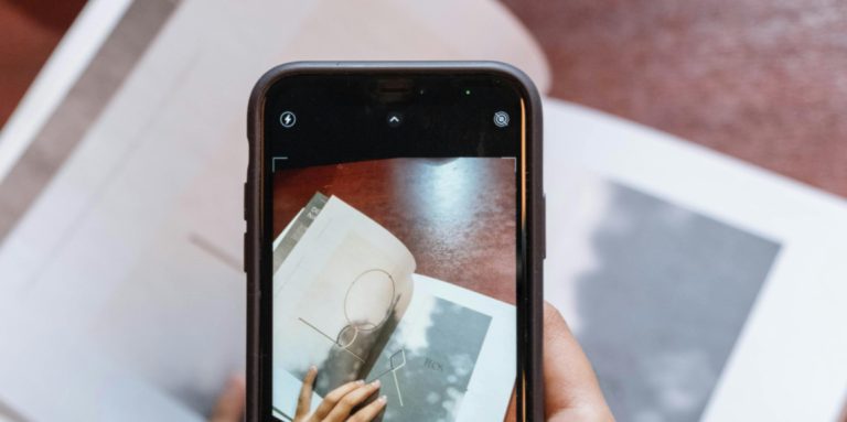 How to Solve the Missing Camera Icon Issue in the Notes App? - DeviceMAG