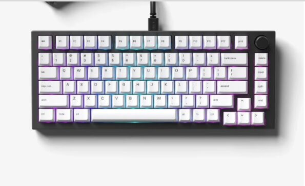 Can You Use GMMK Keyboard on Your Mac? - DeviceMAG
